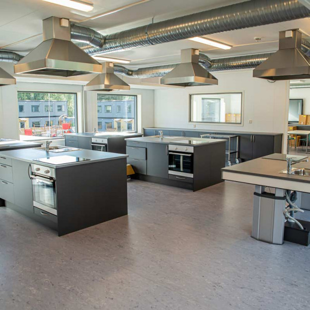 Modulære kantineløsninger til arbejdspladser og skoler